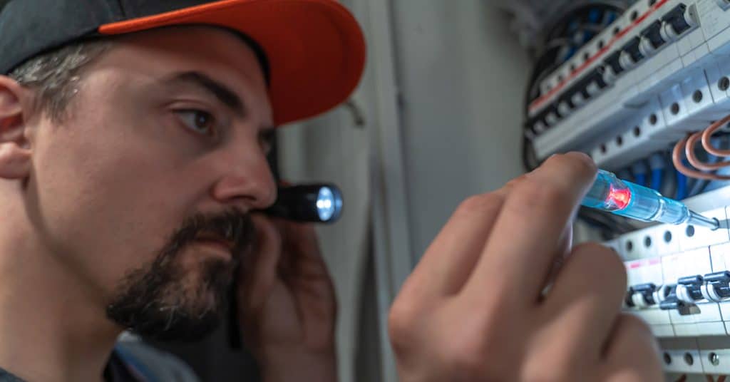 Emergency Electrician in Northwest Washington | EMC Electric